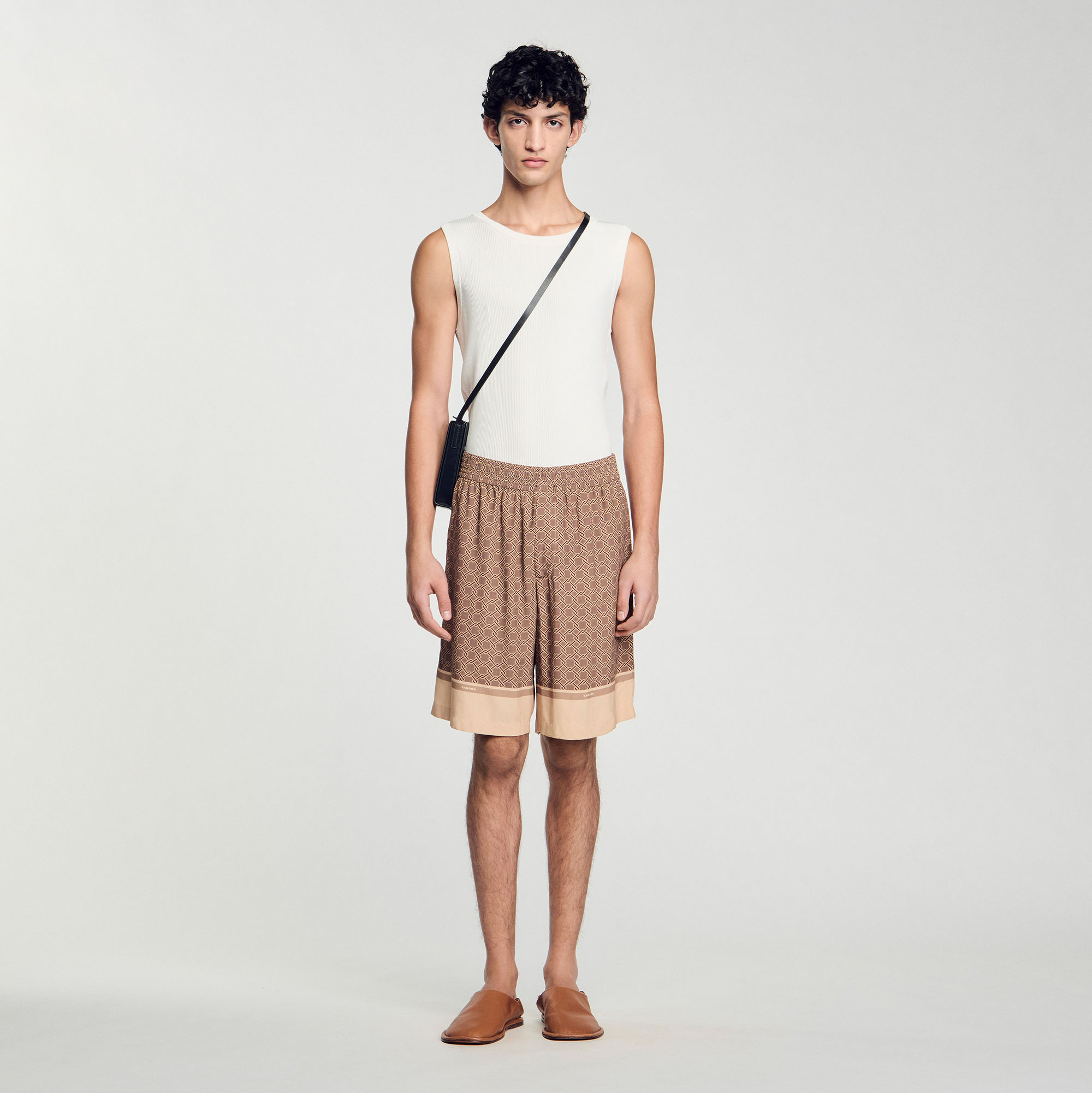 Patterned floaty Bermuda shorts white / beige for Men | Sandro Paris